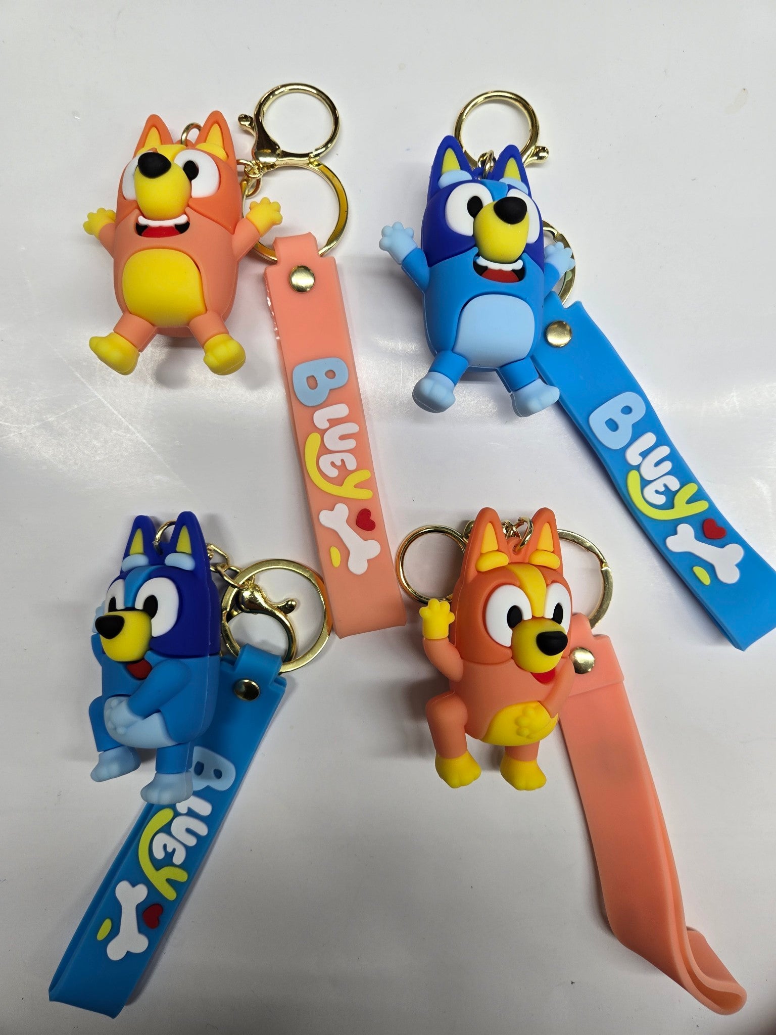 [WHOLESALE] KEYCHAIN BLUEY 4 STYLE – ABOUT QUEEN